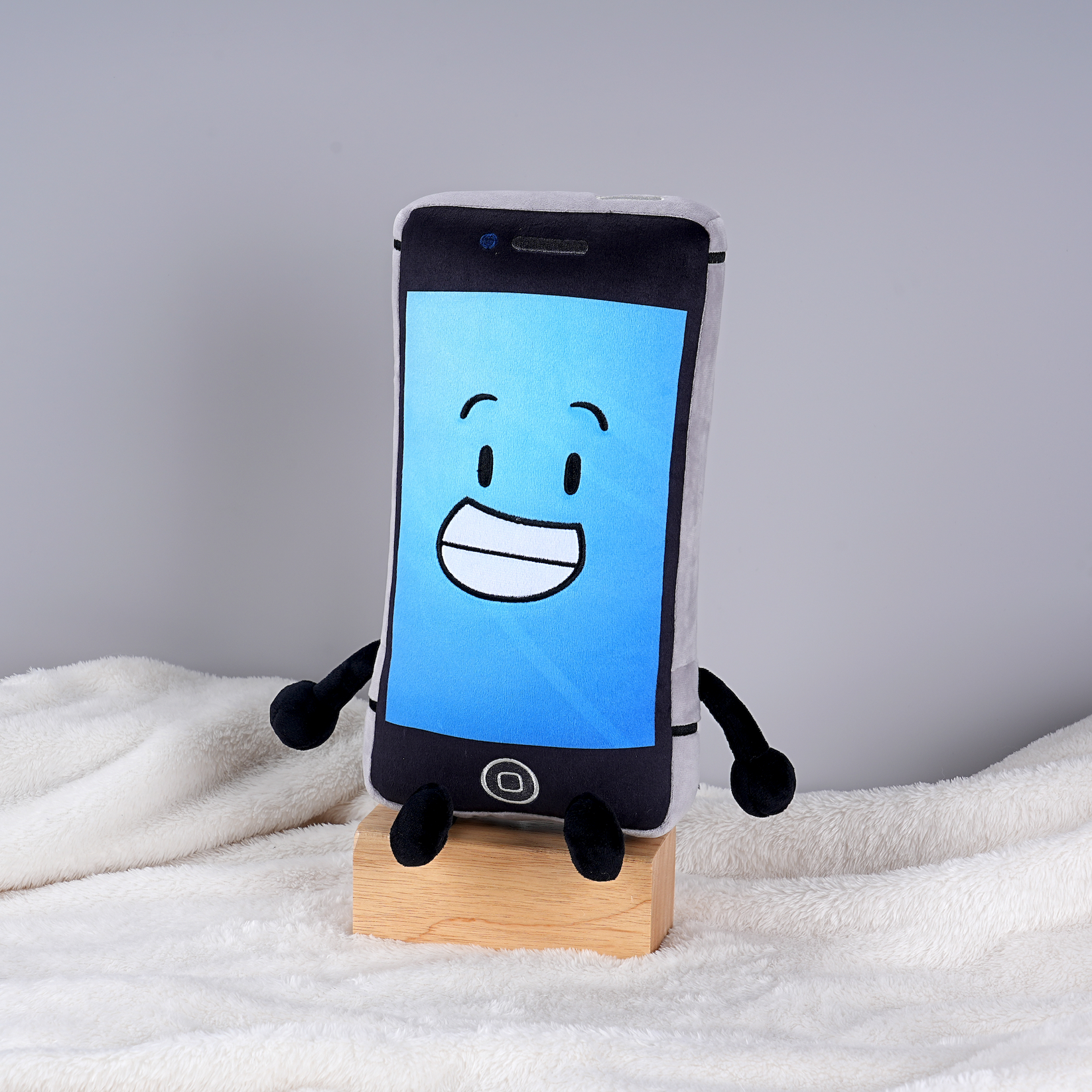 Talking MePhone4 Plush – Adamation, Inc